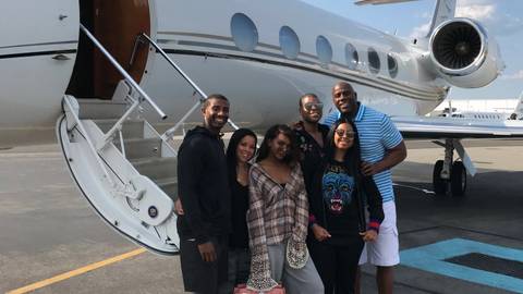 magic johnson private plane