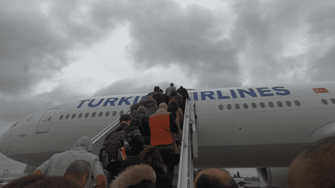 Last Jolly Through Istanbul's Old Airport: Turkish Airlines 777-300 Review