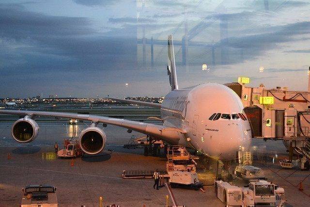 Emirates Airbus A380 Shuts Down Engine Near Toronto