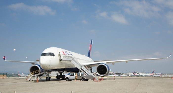 Airlines Could Be Told To Inspect Airbus A350-900 Engine Mounts