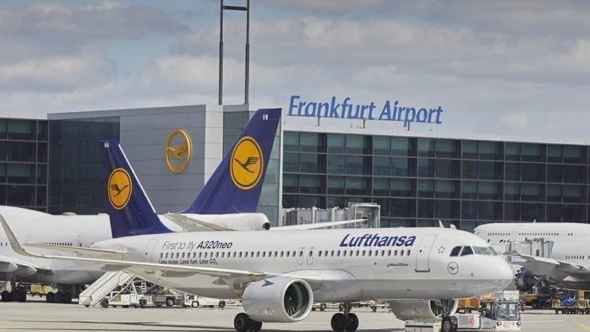 Lufthansa Pratt And Whitney A320neo Suffers Engine Failure