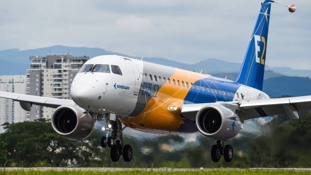 Embraer's E175-E2 Completes Its Maiden Flight