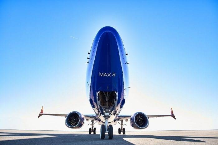 Why Are The Bottom Of Boeing 737 Engines Flat?