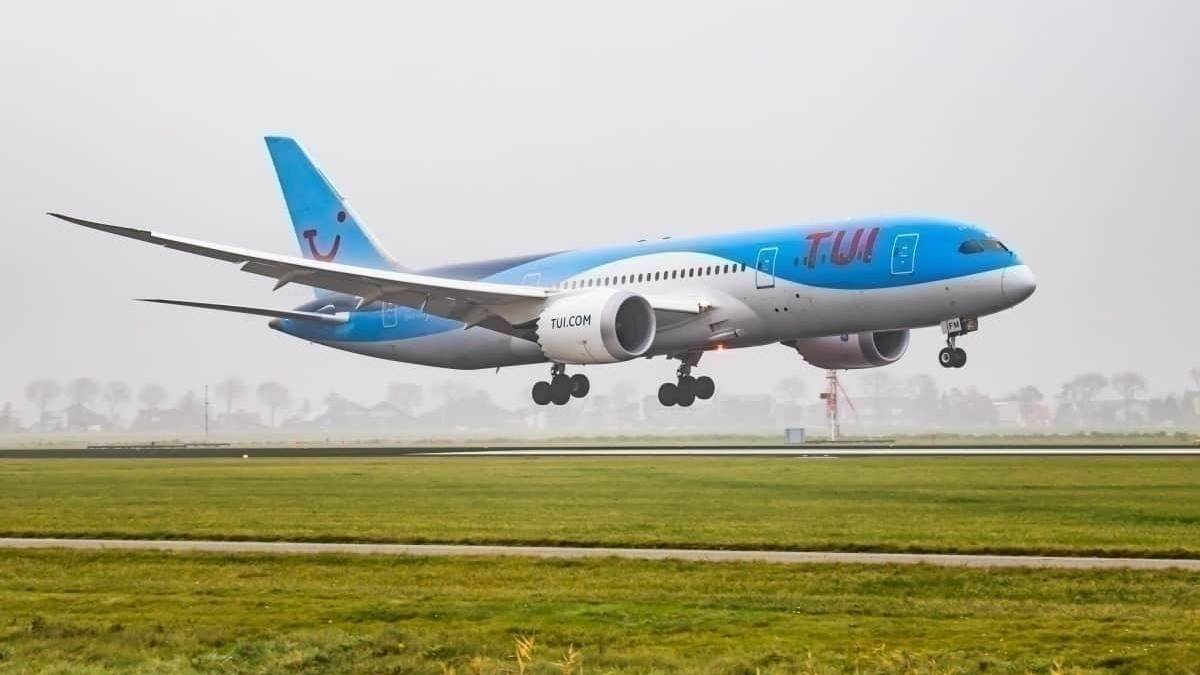 The Airbus A321XLR Vs Boeing 787-8 - Narrowbody vs Widebody