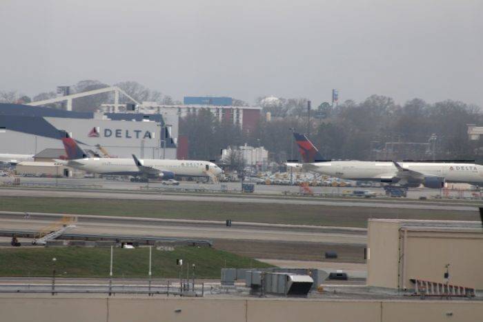 Parked Delta Planes Shut Down Runway At Atlanta