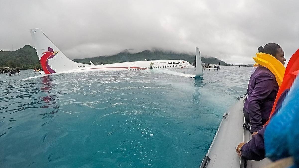 What Happens If An Airplane Lands in Water?