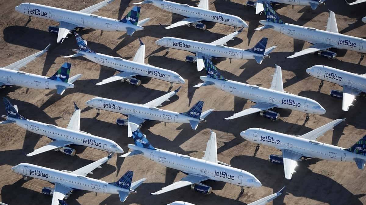JetBlue To Lay Off Staff For The First Time In Its History