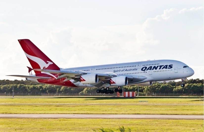 Qantas' First Stored Airbus A380 Lands At American Aircraft Storage ...