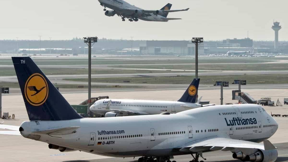 Demystifying Aircraft Registration Codes