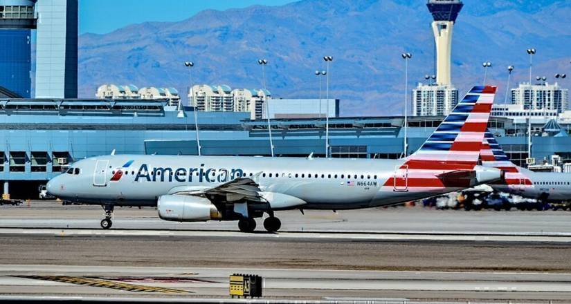 American Airbus A320 Lands In San Antonio With Engine Fire