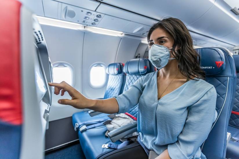Delta Air Lines Passenger Ban List Over Masks Crosses 400