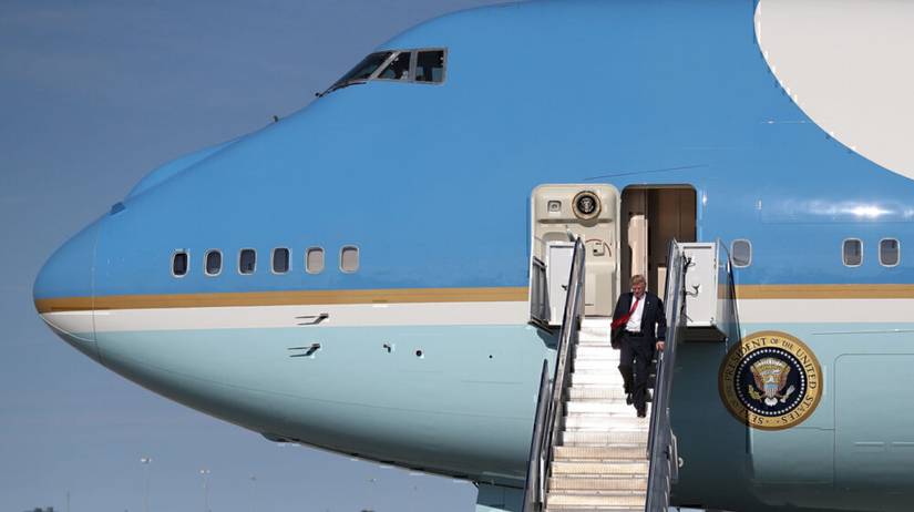 Inside Air Force One - What Is It Like To Fly On The President's Jet?