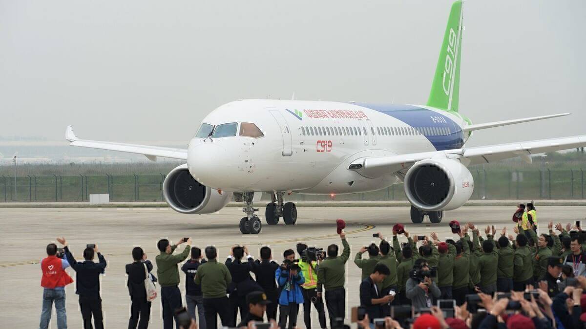 China's COMAC C919 Makes Maiden Air Show Flight