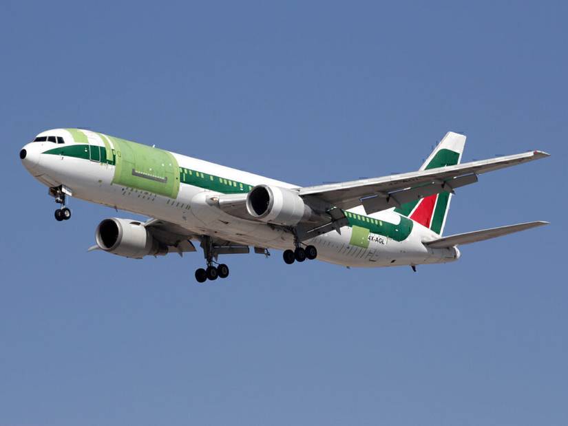 Air Canada To Push Ahead With Boeing 767 Freighter Conversion