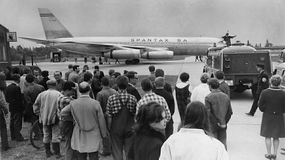 What Happened To Spanish Airline Spantax?
