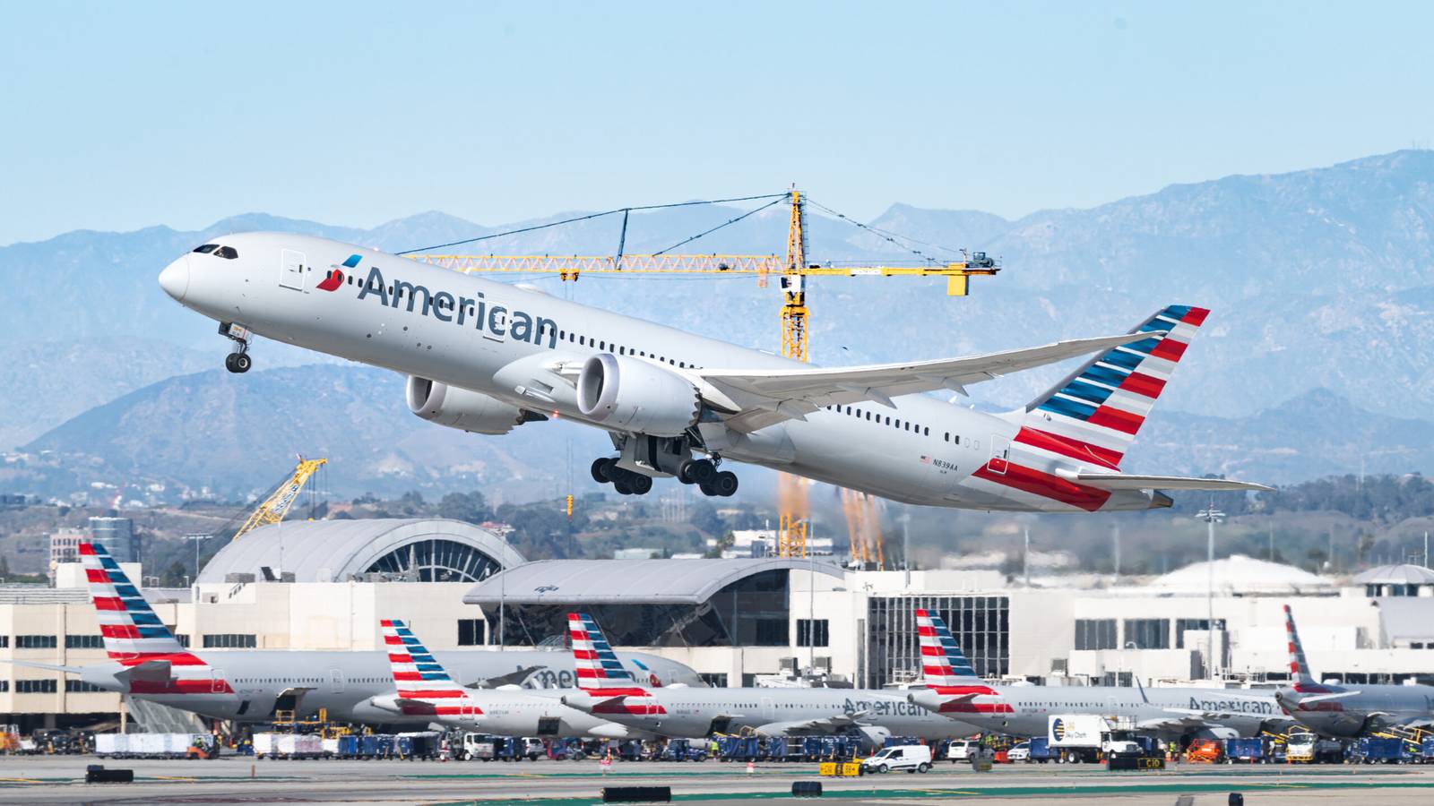 Which Aircraft Types Has American Airlines Operated?