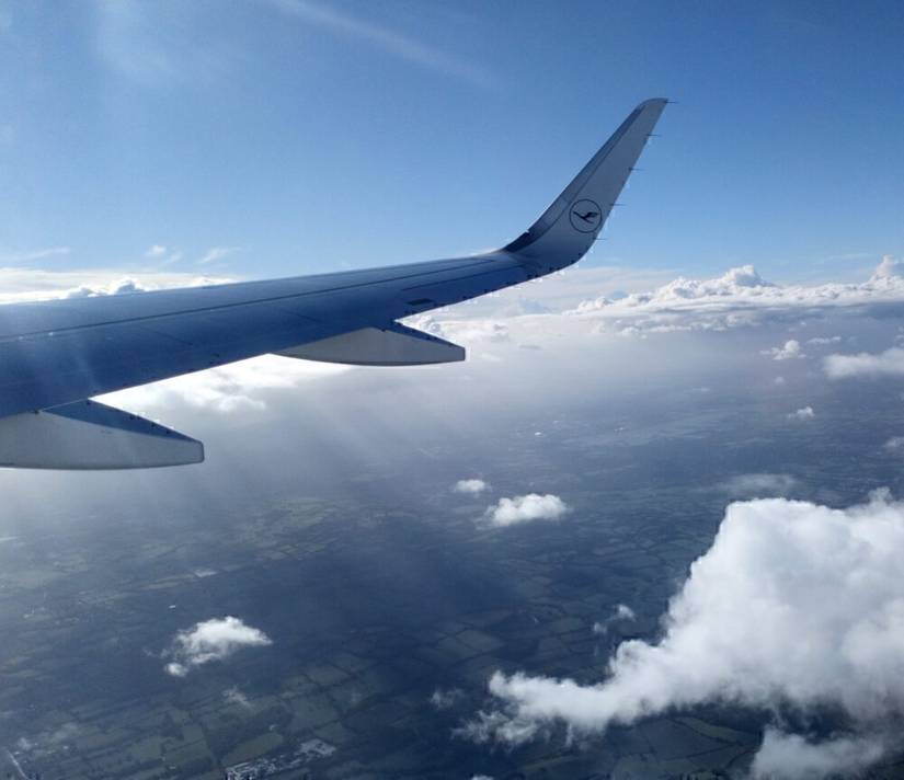 How Do Planes Turn In Flight?