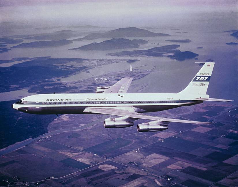 Why The Larger Boeing 707 Had Fewer Seats Than The 737 MAX