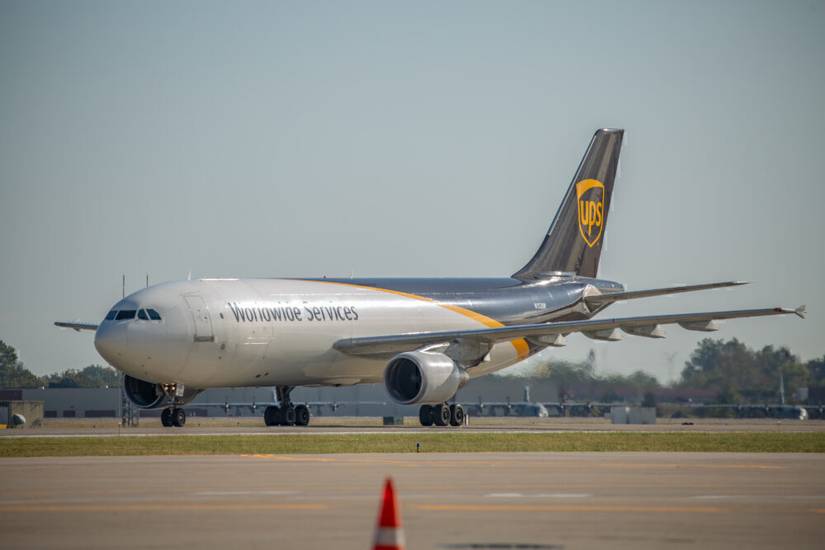 UPS Retrofits State Of The Art Cockpits In Its Airbus A300s