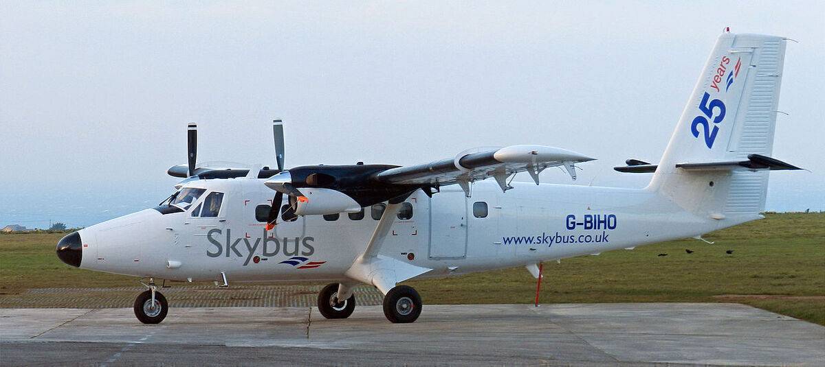 How Are The Isles Of Scilly Connected To The British Mainland By Air?