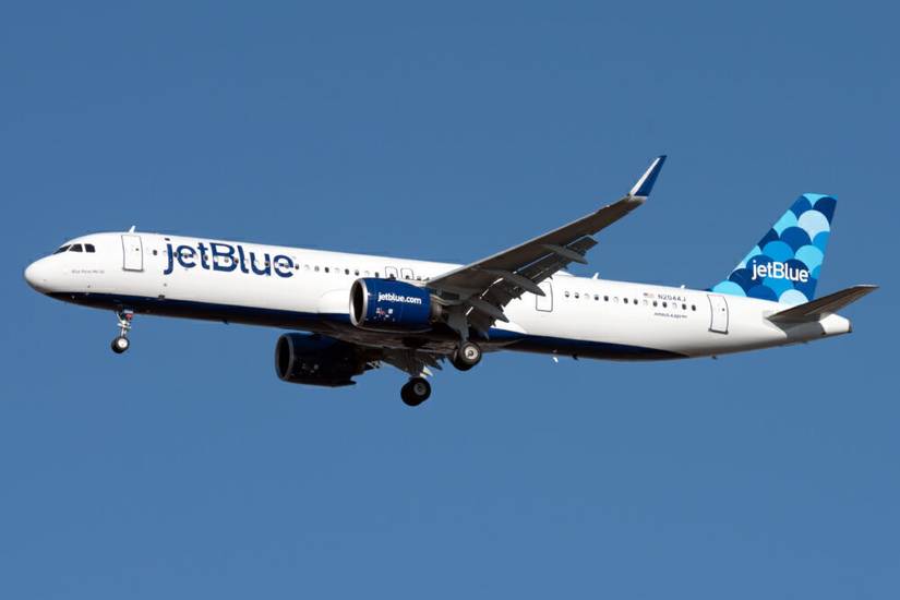 JetBlue Supports LaGuardia Perimeter Rule Despite American Partnership