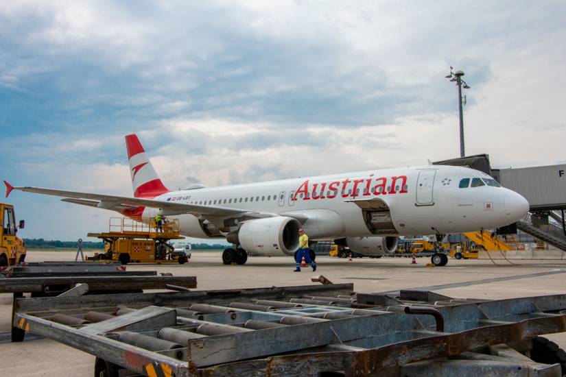Austrian A320 Returns To Heathrow Reporting No Nose Steering