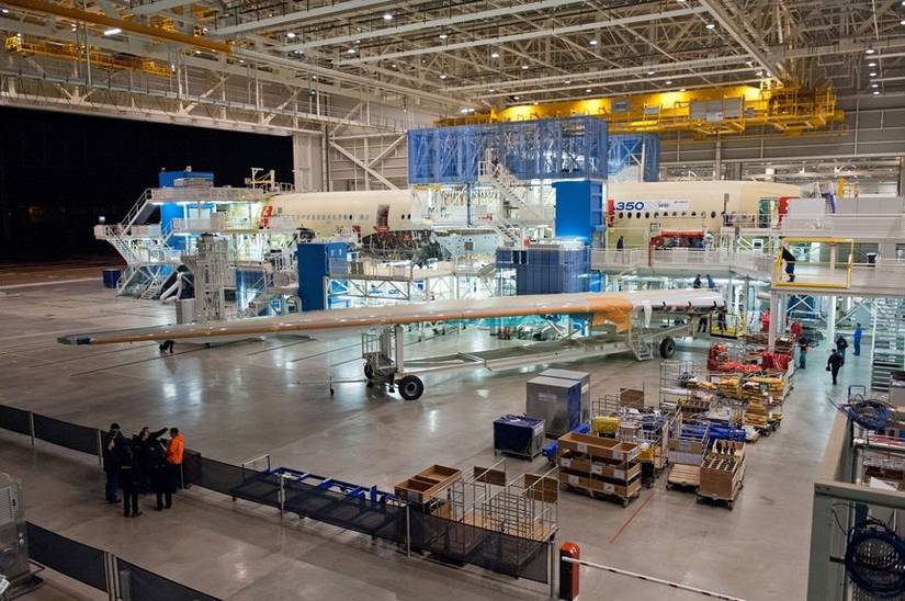 In Photos: How An Airbus A350 Is Built