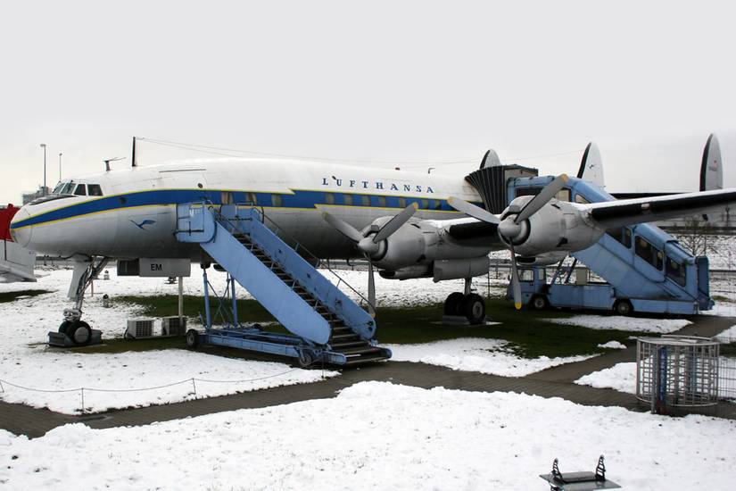 lockheed constellation range