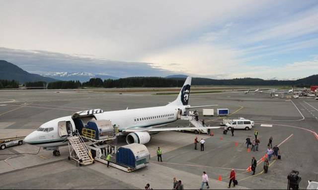 The Rise And Fall Of Combi Mixed Cargo/Passenger Aircraft