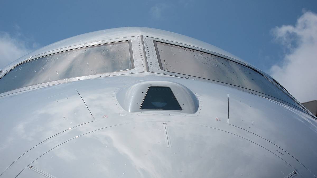 What Is An Enhanced Flight Vision System?