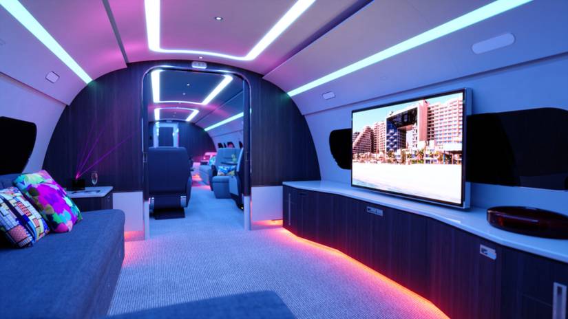 Private Jet: First Airbus ACJ220 Rolls Out Of Paintshop