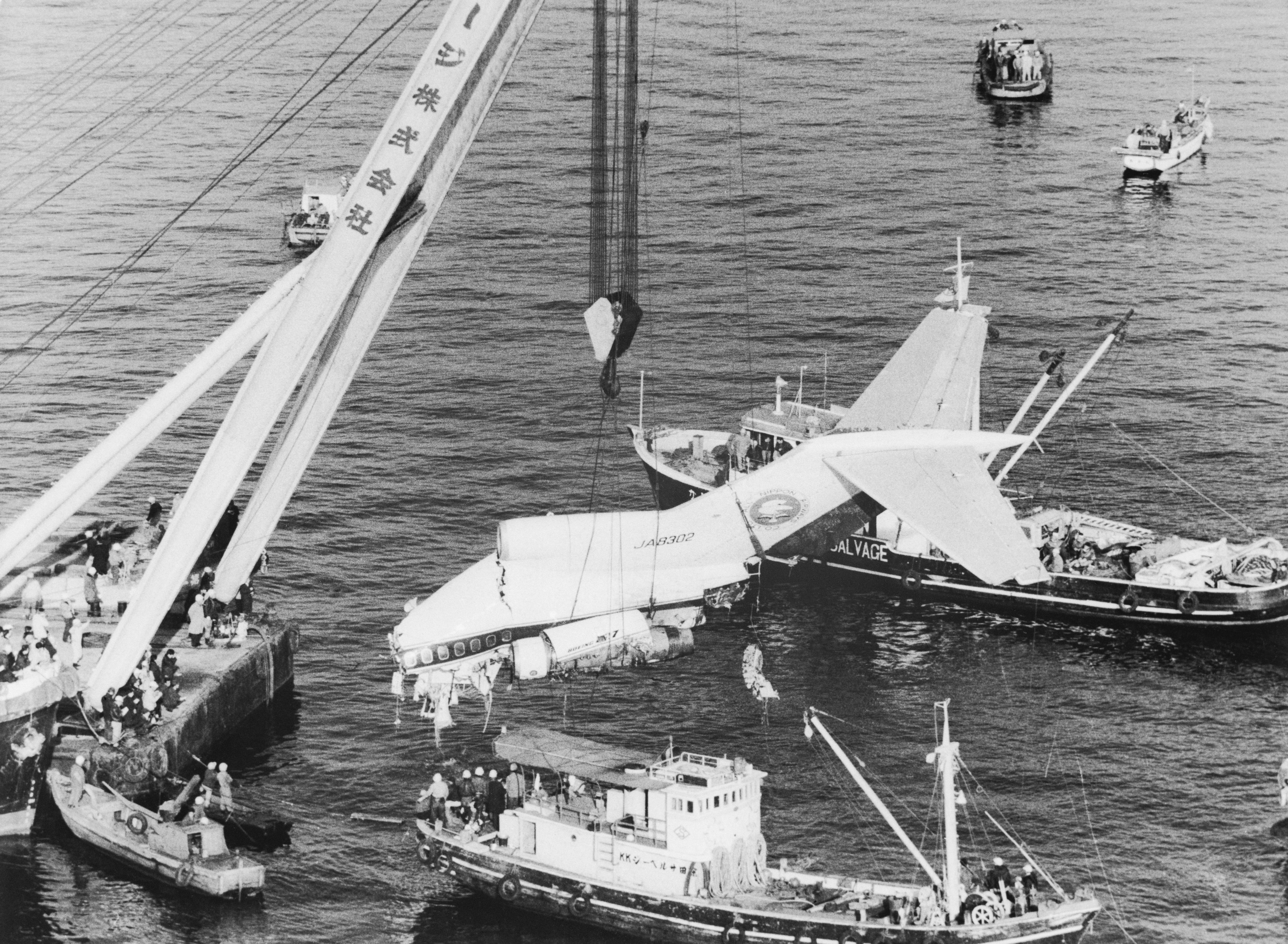 What Caused The Crash Of BOAC Flight 911?