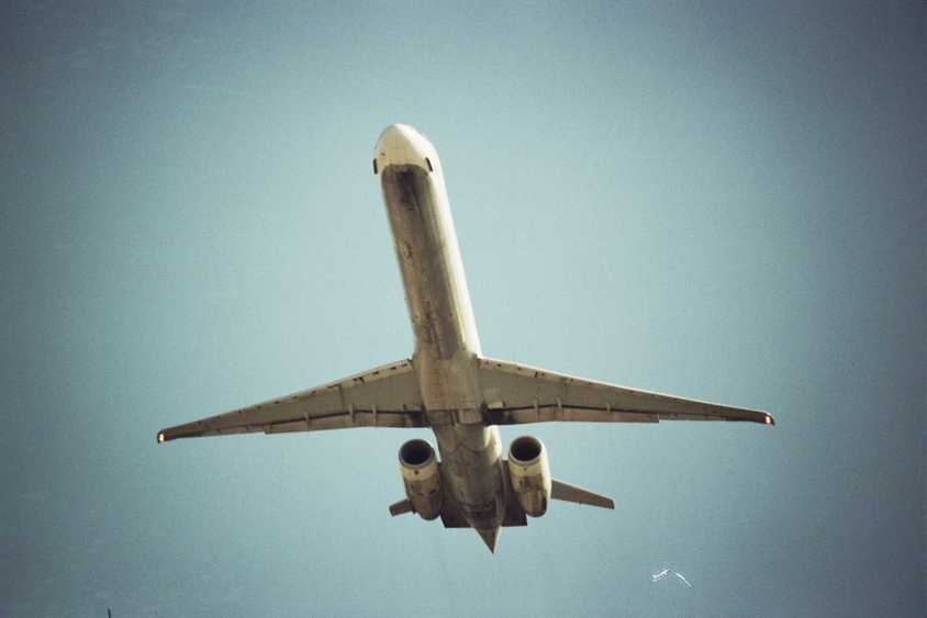 Rear-Engine Contrasts: 5 Differences Between The Boeing 717 & The ...