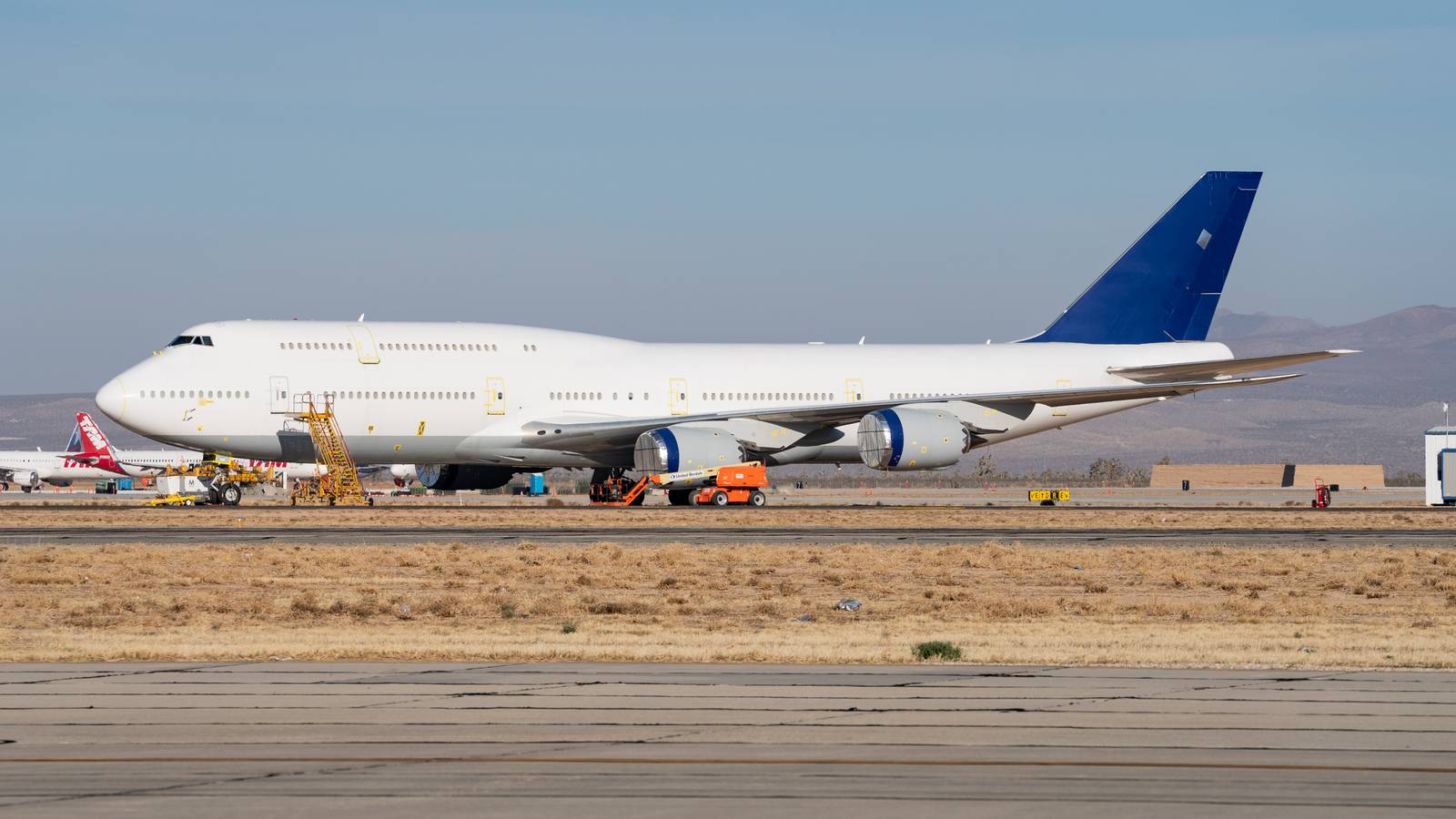 Why Most Aircraft Are Painted White
