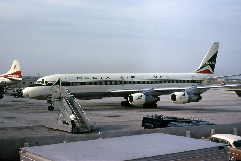 Vintage Quadjet: 5 Fun Facts About The Douglas DC-8