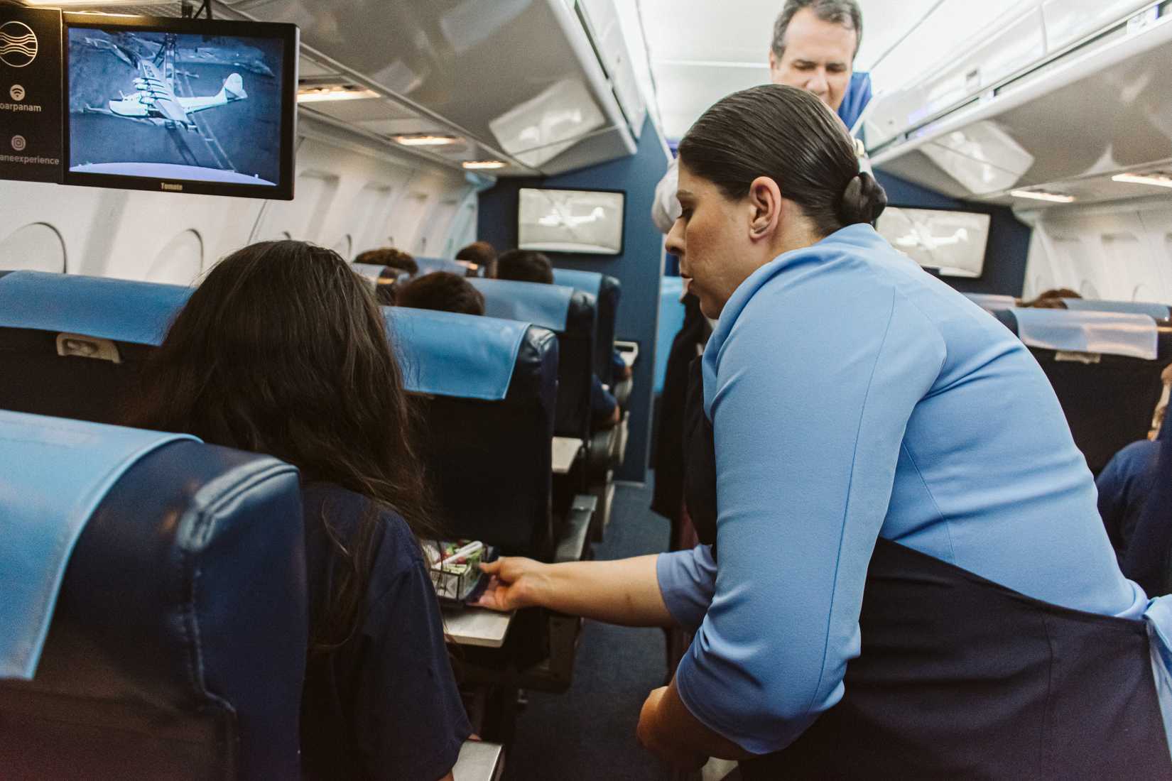 How Many Crew Are Required On An Aircraft?