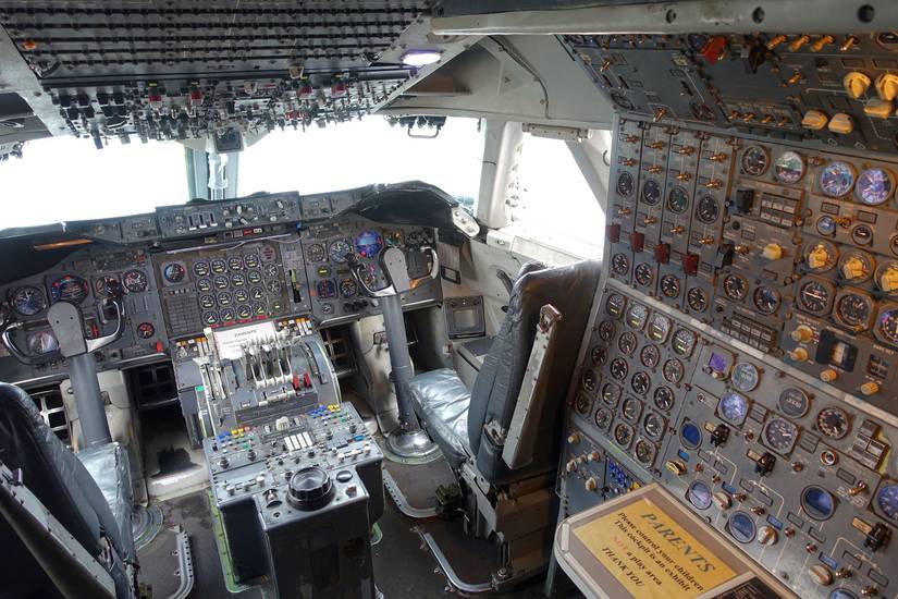 The Boeing 747 Cockpit: How It Has Changed Over The Years