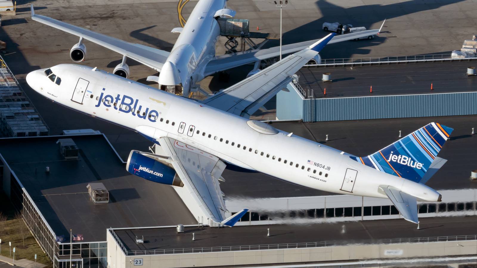 JetBlue Knocks Delta & Southwest From Top Spot On American Customer Satisfaction Index