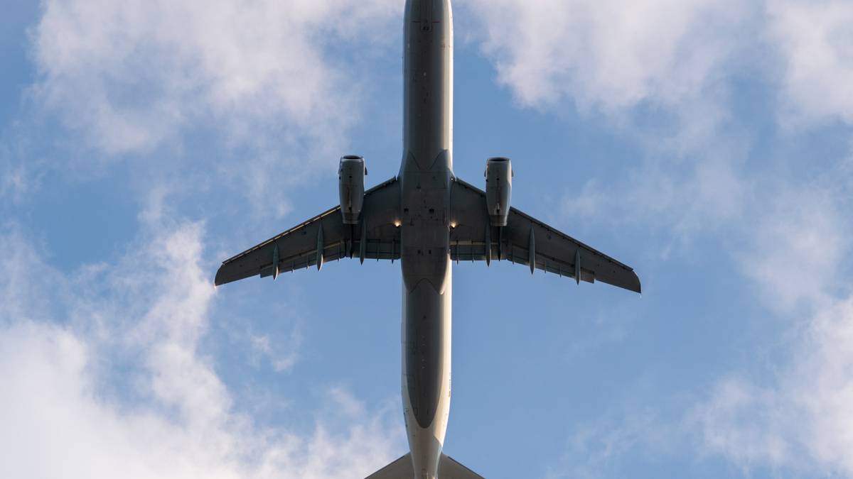 How To Start An Airline: The Complete Series