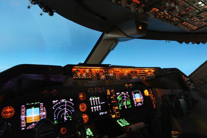 How Do Pilots Pass The Time On Long Flights?