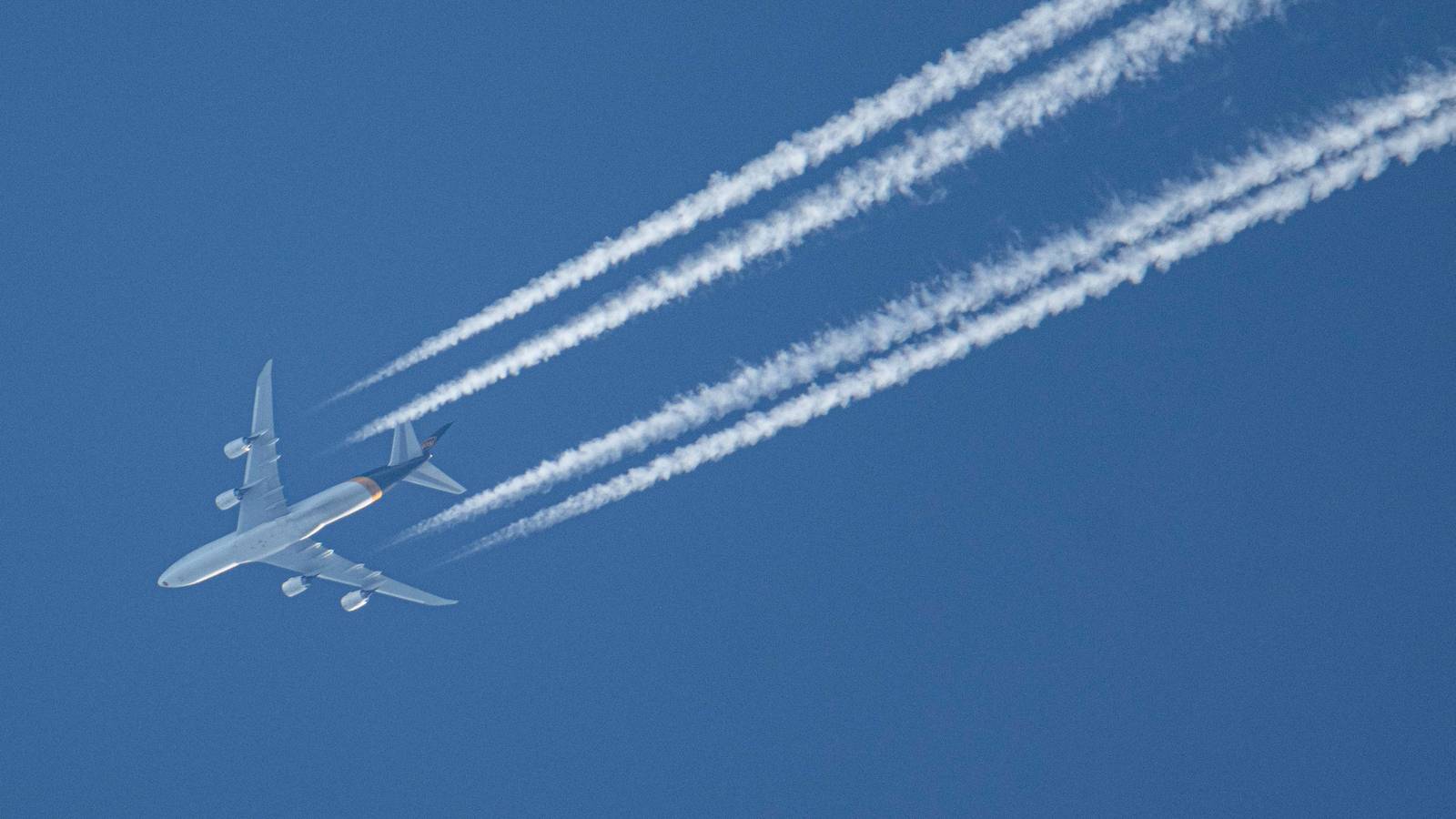 What Is The Highest Altitude Passenger Aircraft Can Fly?