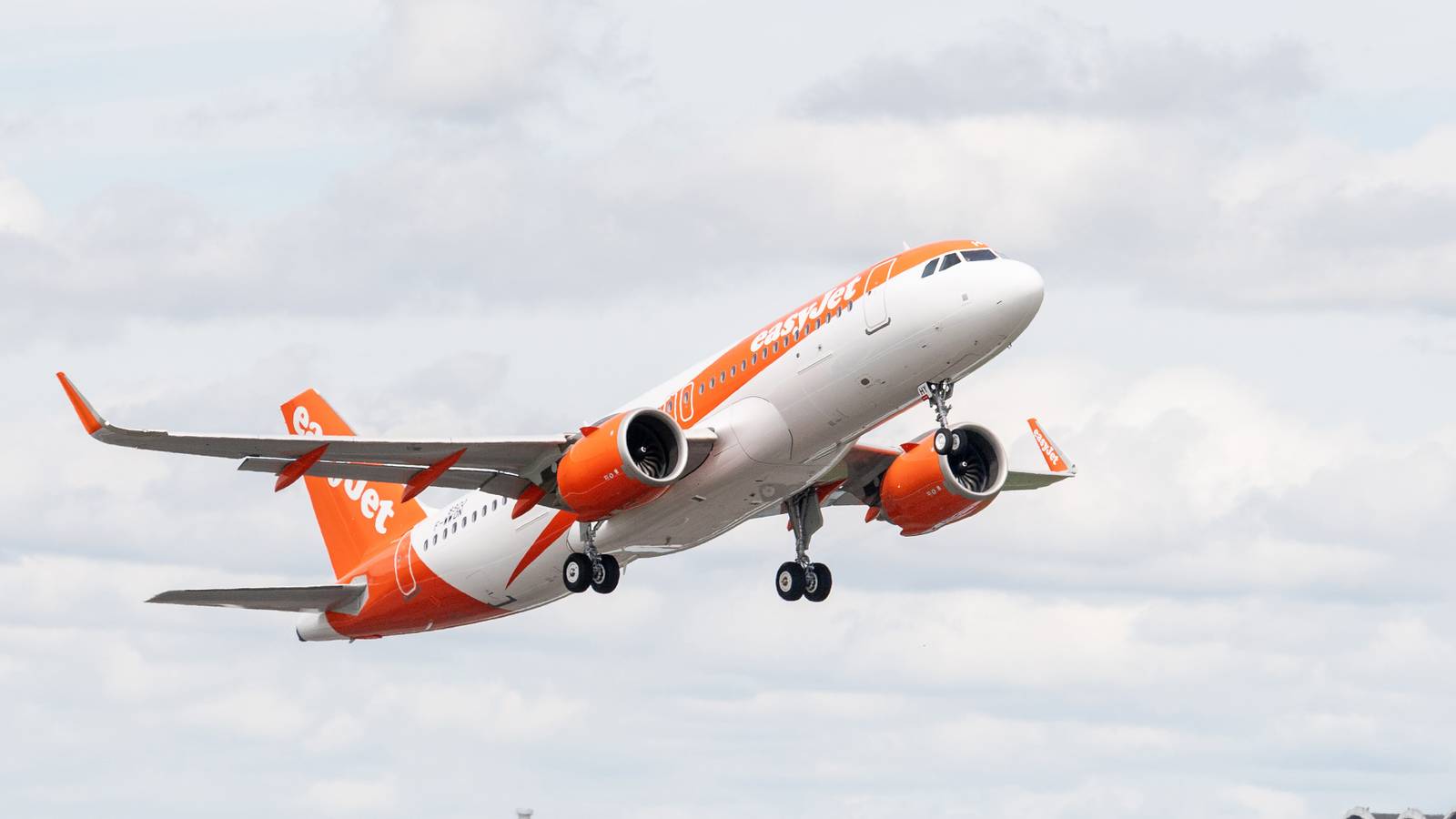 On Sale Soon: A Closer Look At easyJet's Upcoming Birmingham-Lisbon Route