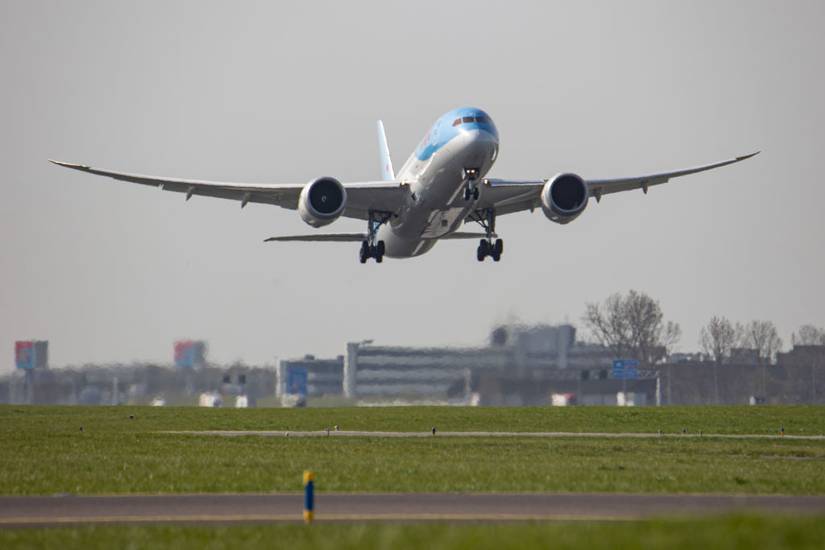 How To Identify The Different Commercial Aircraft