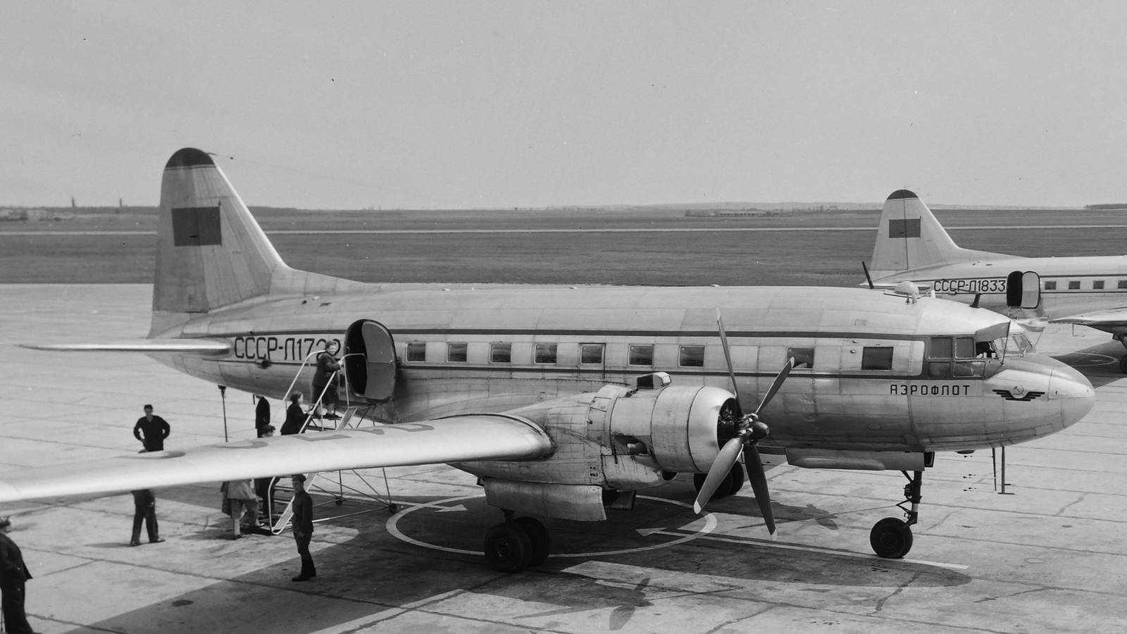 Soviet Postwar Transport Aircraft: The Story Of The Ilyushin Il-12