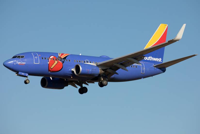 How Do Pilots Decide When To Begin Their Descent?