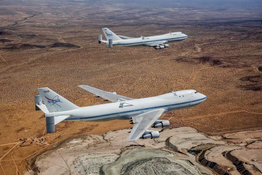 Which Boeing 747 Variant Was Used As The Shuttle Carrier Aircraft?
