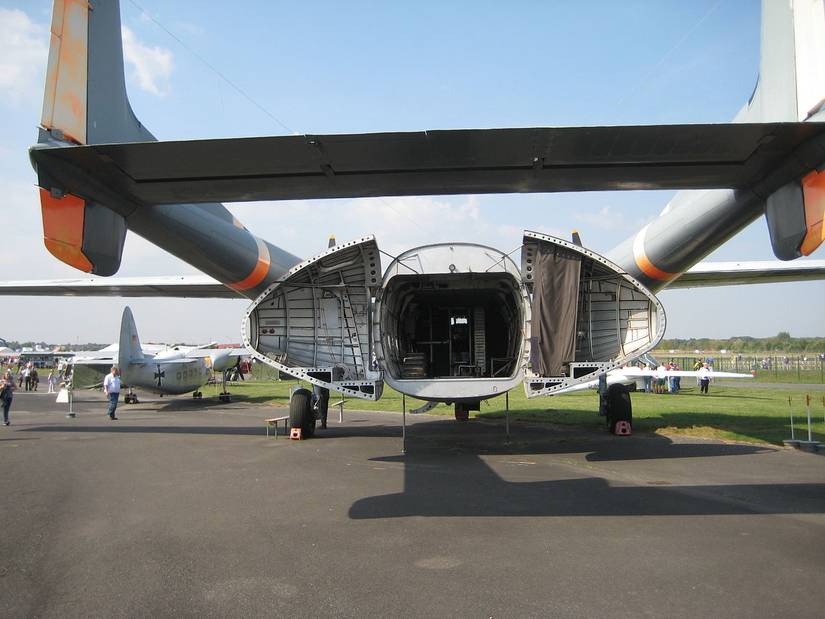The Life & Times Of France's Twin-Boom Nord Noratlas Transport Aircraft
