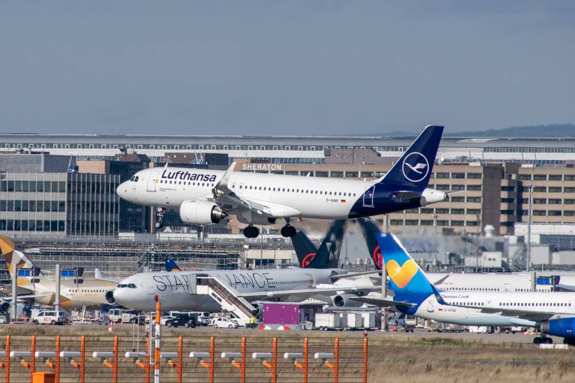 Lufthansa Will Launch 2 Temporary London Heathrow Routes Aimed At Skiers