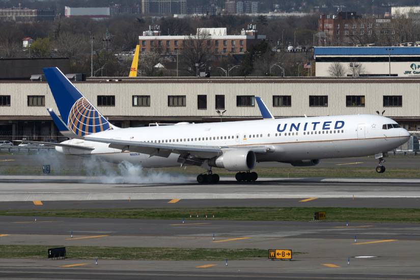 United Airlines Could Drop JFK If The FAA Doesn't Approve More Flights