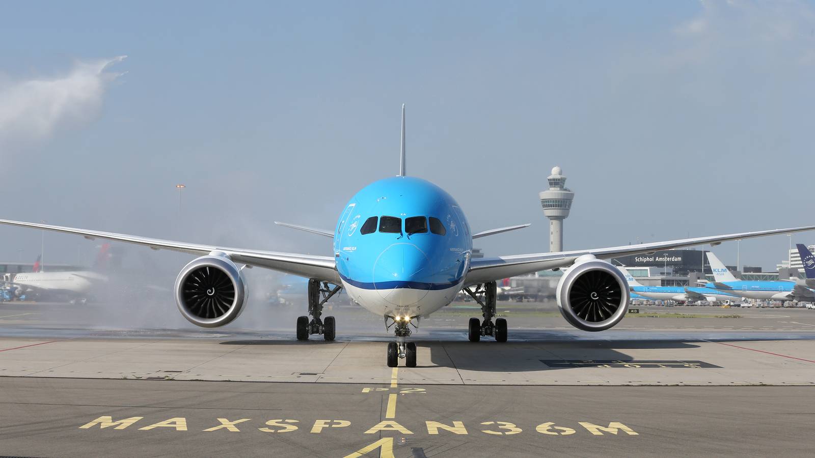 Finally! KLM Takes Delivery Of First Boeing 787-10 In 2 Years